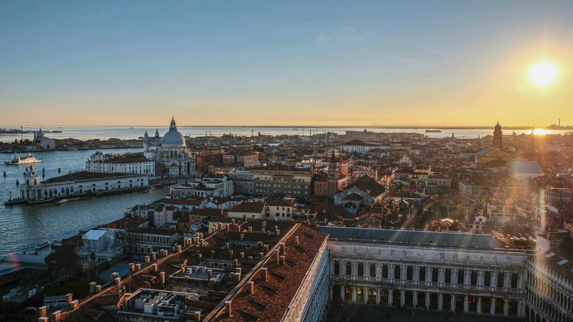 From Venice to Rome by train or plane | Venice Insider Guide