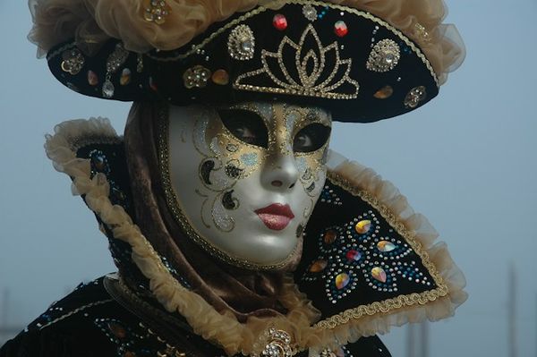 Venice mask | Venice Insider Guide