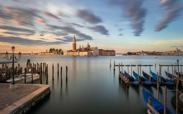 What does Venice look like under the water | Venice Insider Guide